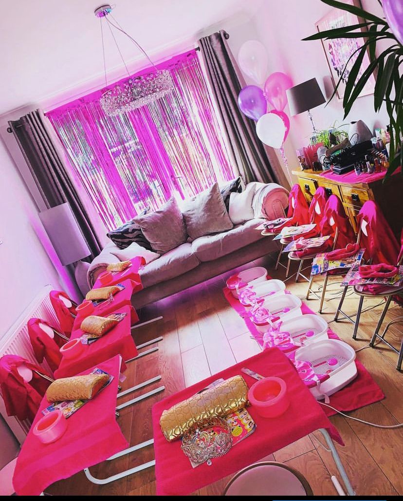 Candy Floss & Lipgloss Pamper Parties | Pamper Parties for Little Ones